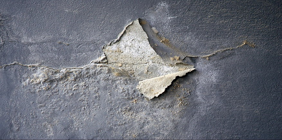 How to Tell if Water Damage is New or Old - Armor Environmental Solutions